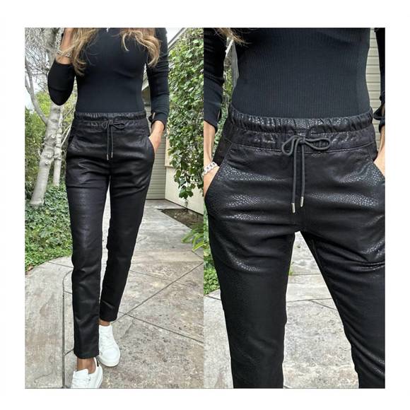 BEVY FLOG | Pants & Jumpsuits | New Bevy Flog Shely Snake Cro In Black ...